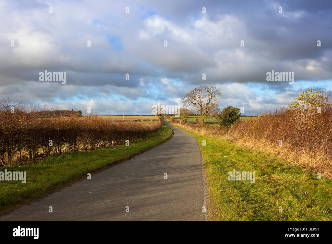 Road through landscape yorkshire hi-res stock photography and images ...