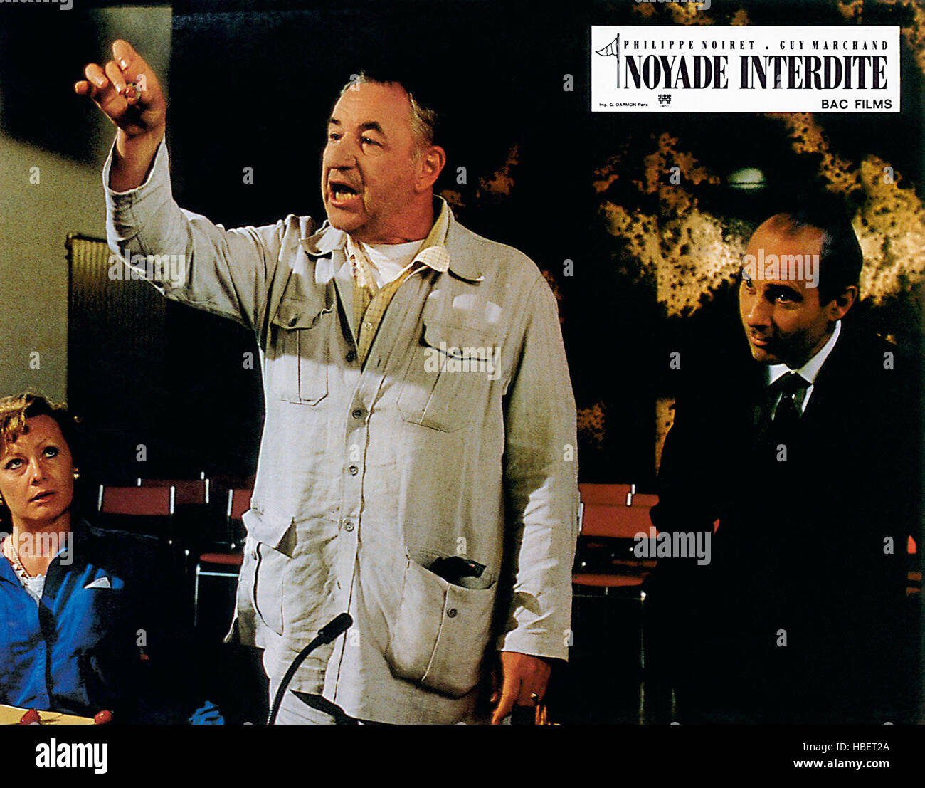 NOYADE INTERDITE, (aka WIDOW'S WALK), Philippe Noiret (raised arm), Guy ...