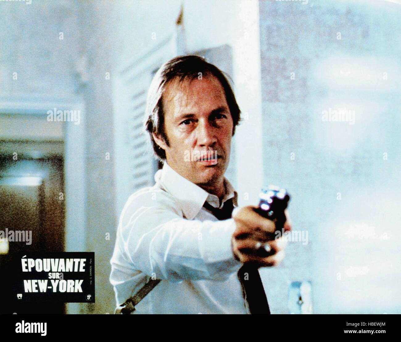 Q: THE WINGED SERPENT, (aka EPOUVANTE SUR NEW YORK), David Carradine ...