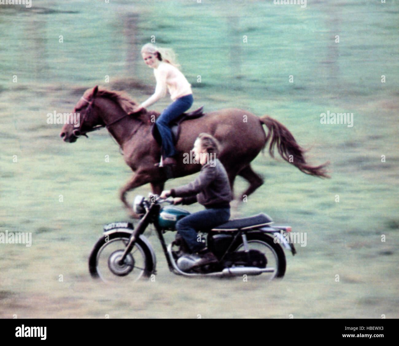 THE RAGMAN'S DAUGHTER, Simon Rouse (front), Victoria Tennant, 1974 ...