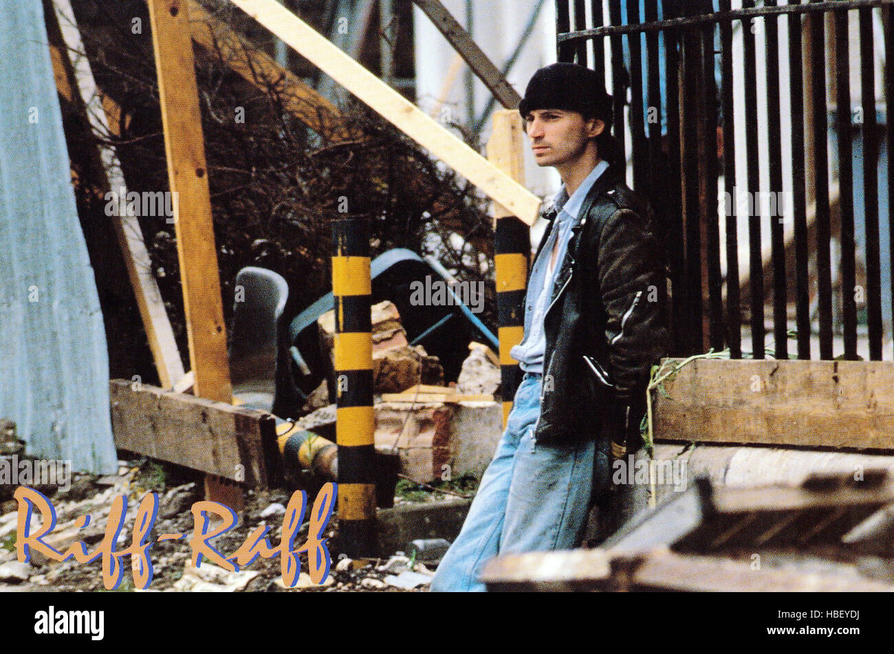 RIFF-RAFF, Robert Carlyle, 1991, © Fine Line Features/courtesy Everett ...