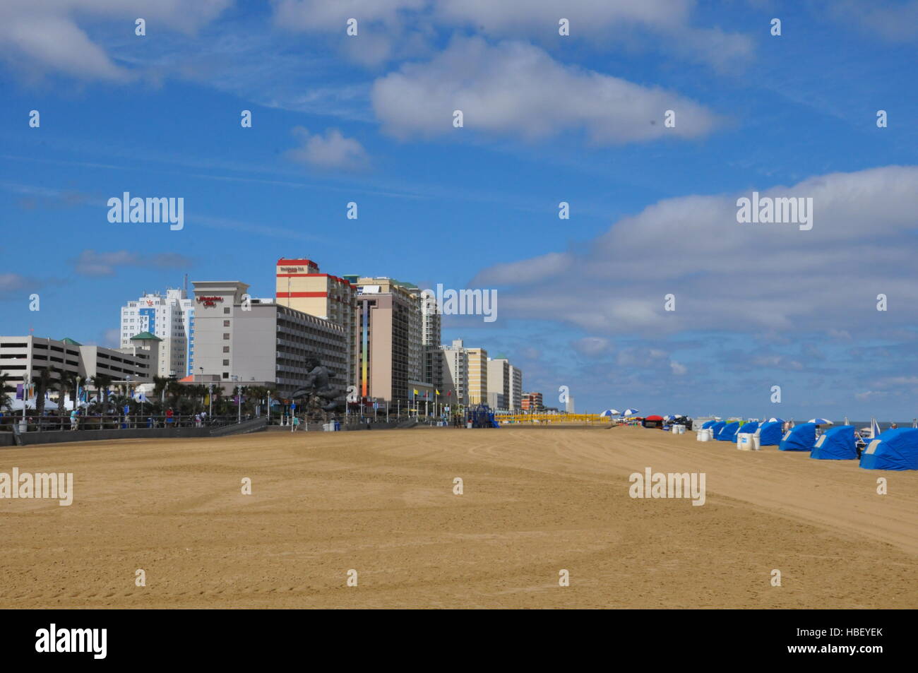Virginia beach oceanfront boardwalk hi-res stock photography and images ...
