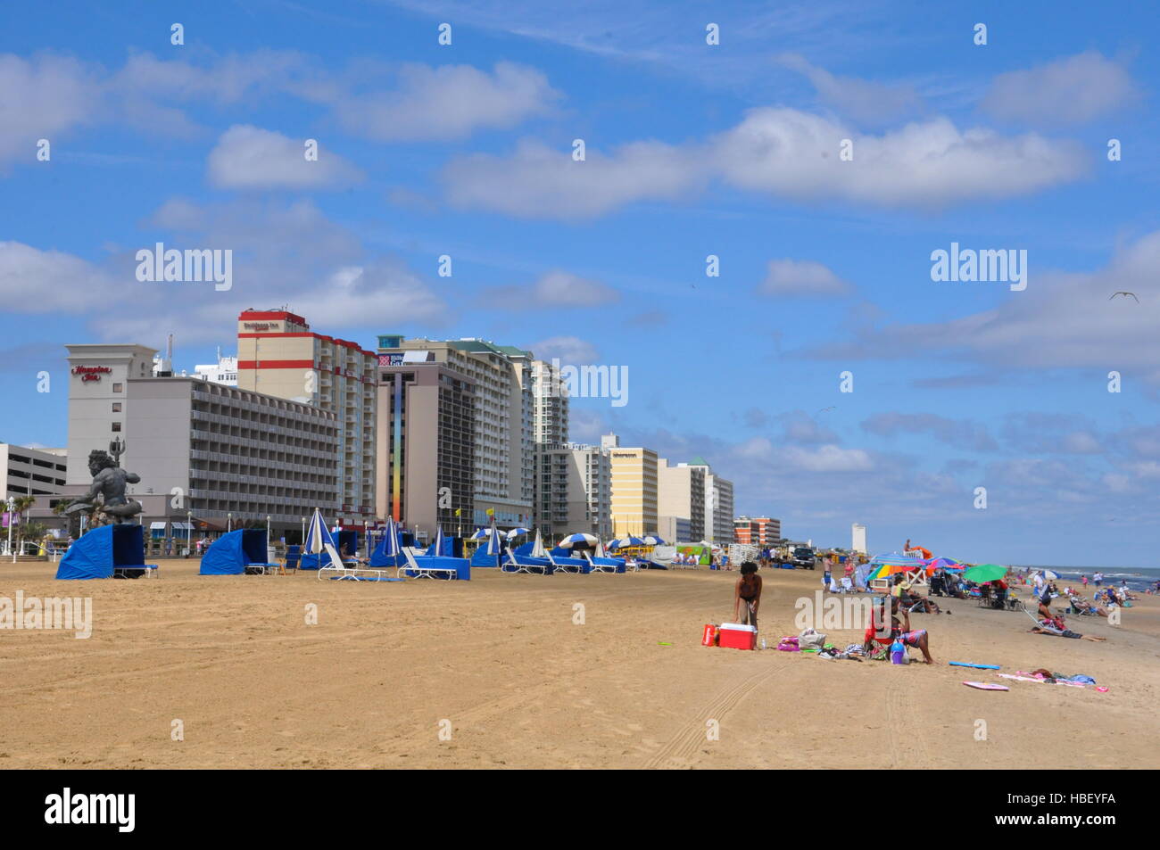 Virginia beach oceanfront boardwalk hi-res stock photography and images ...