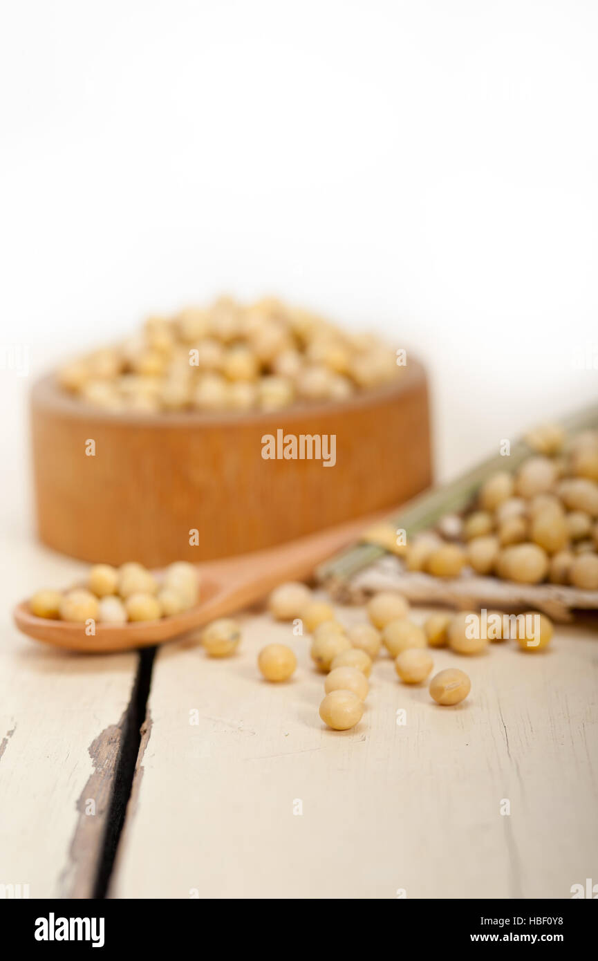Organic soya bean hi-res stock photography and images - Alamy
