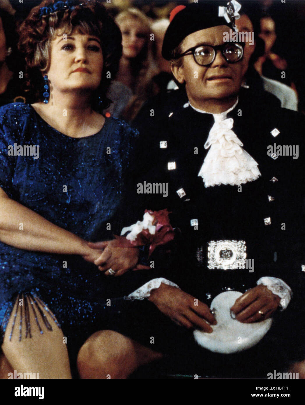 SO I MARRIED AN AXE MURDERER, from left, Brenda Fricker, Mike Myers ...