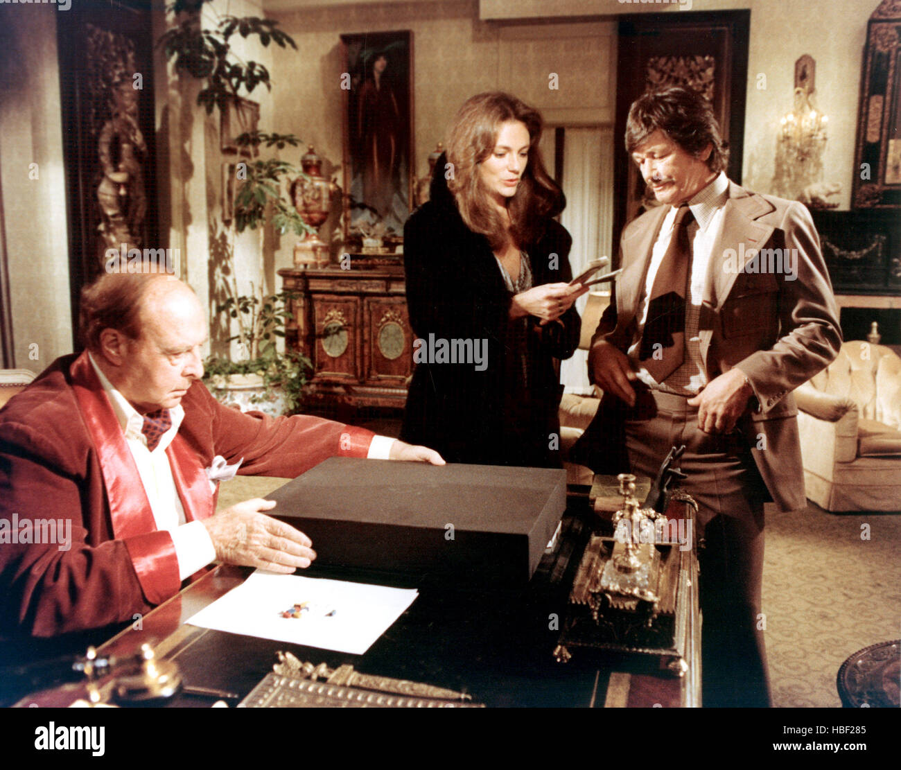 ST. IVES, John Houseman, Jacqueline Bisset, Charles Bronson, 1976 Stock ...