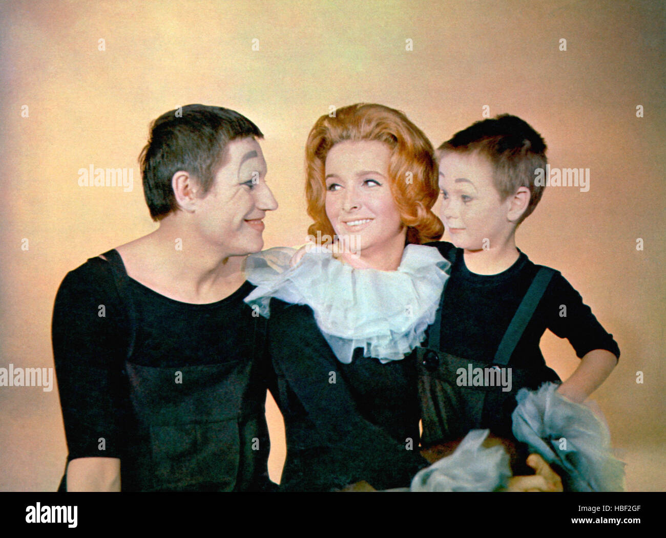 STOP THE WORLD: I WANT TO GET OFF, Tony Tanner, Millicent Martin, Neil ...