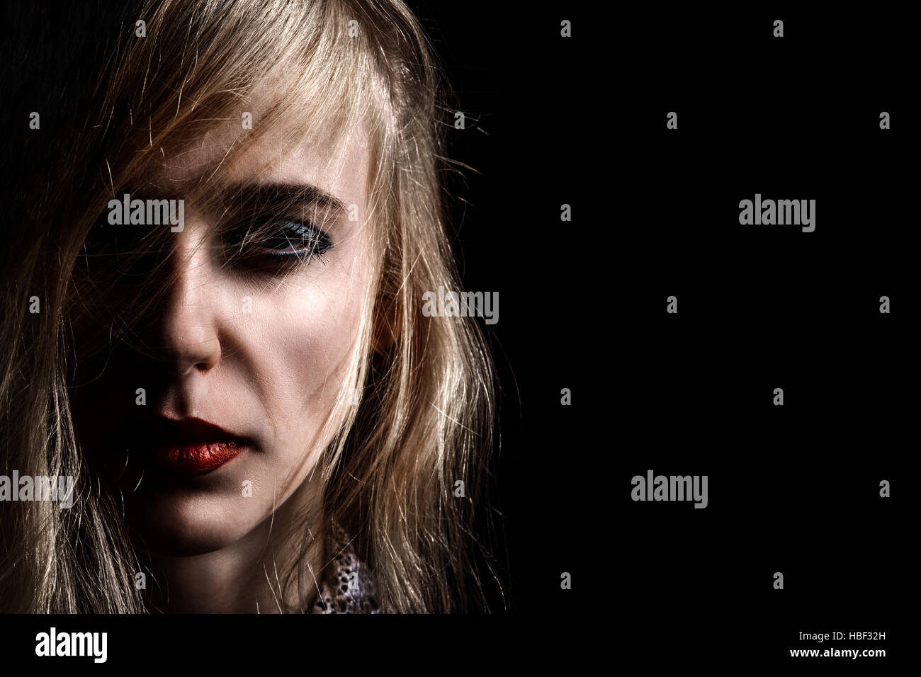 Dark girl hi-res stock photography and images - Alamy