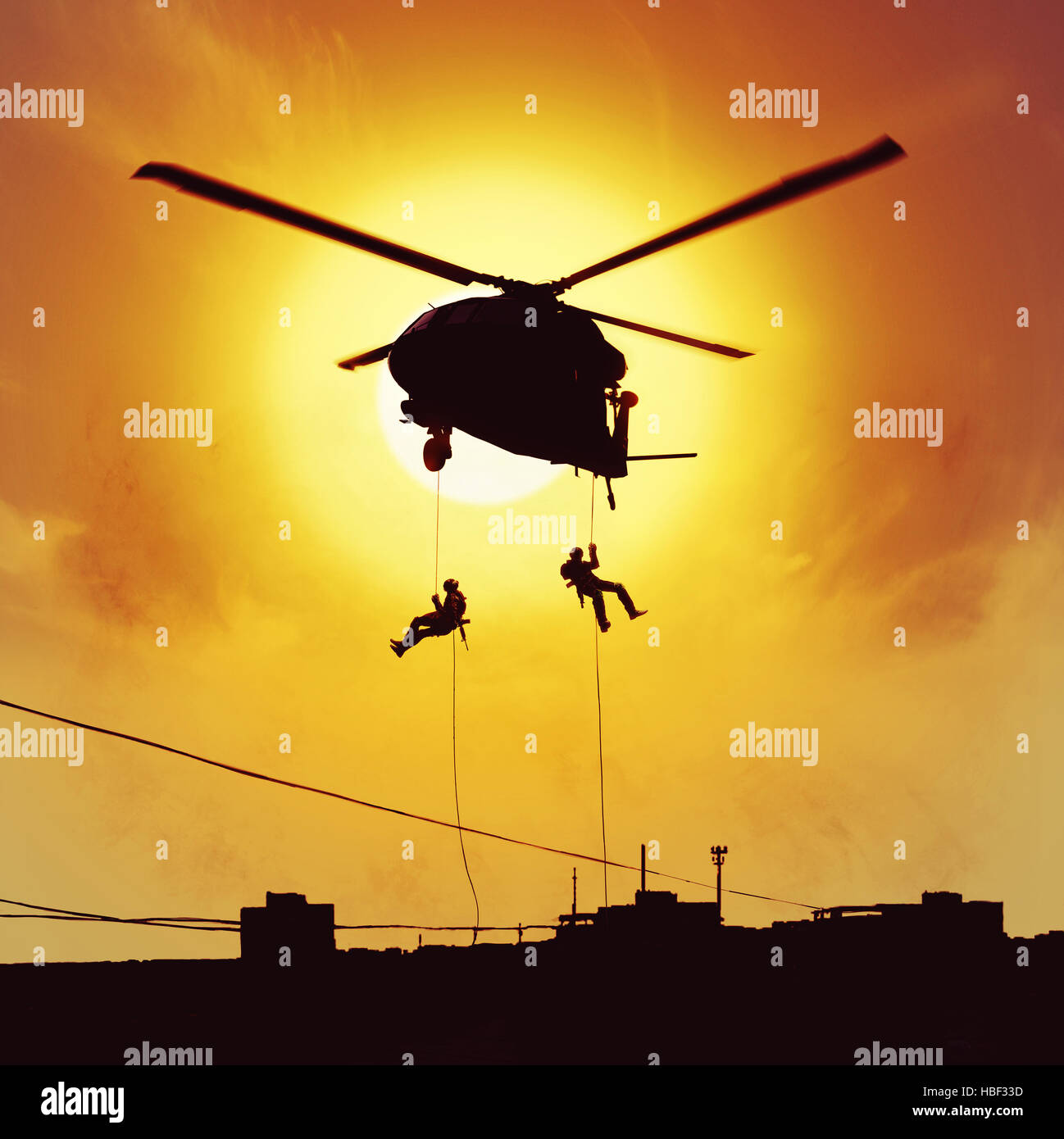 Helicopter rappelling hi-res stock photography and images - Alamy