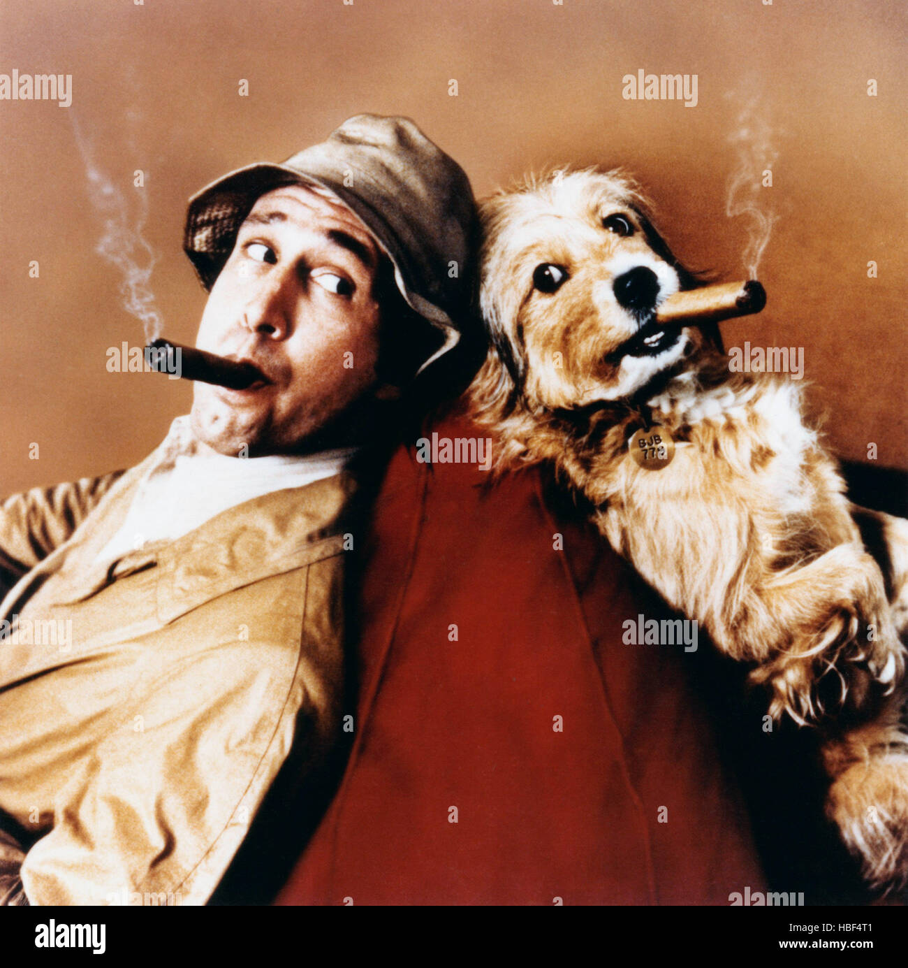 OH HEAVENLY DOG, from left: Chevy Chase and Benji the dog, 1980. ©20th ...