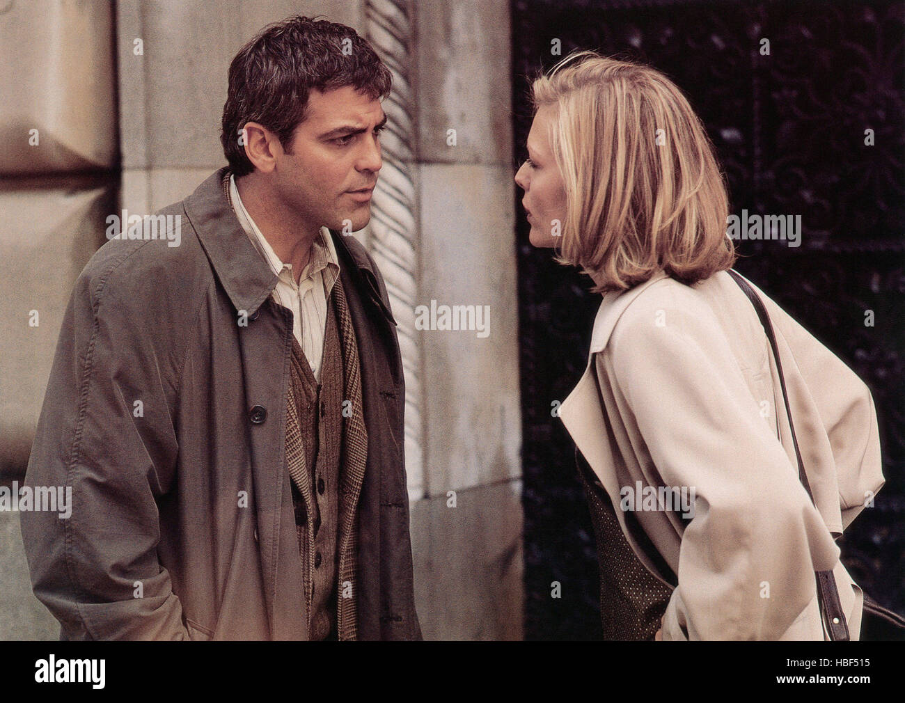 ONE FINE DAY, from left: George Clooney, Michelle Pfeiffer, 1996, TM ...