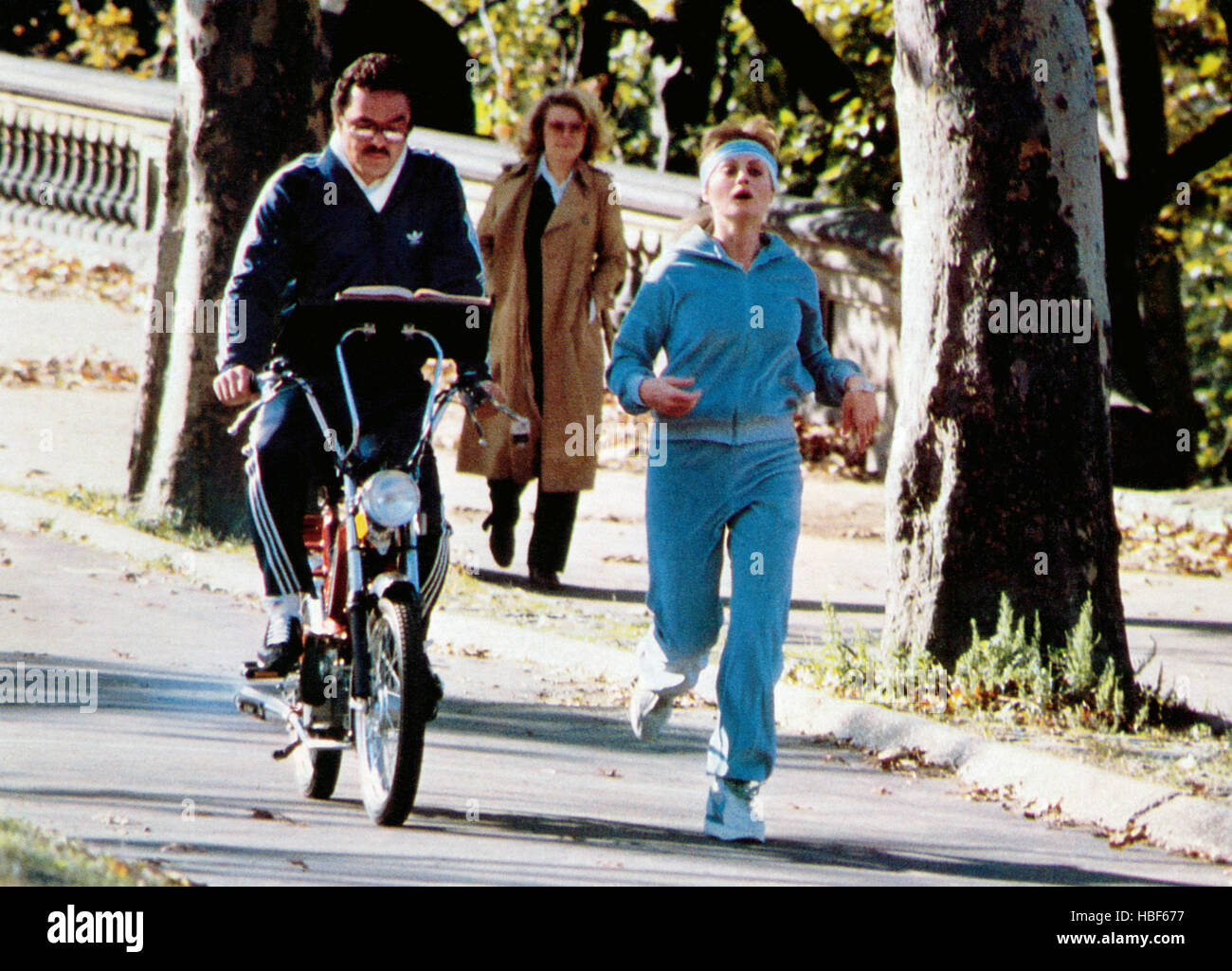 PATERNITY, front from left: Burt Reynolds, Beverly D'Angelo, 1981 ...