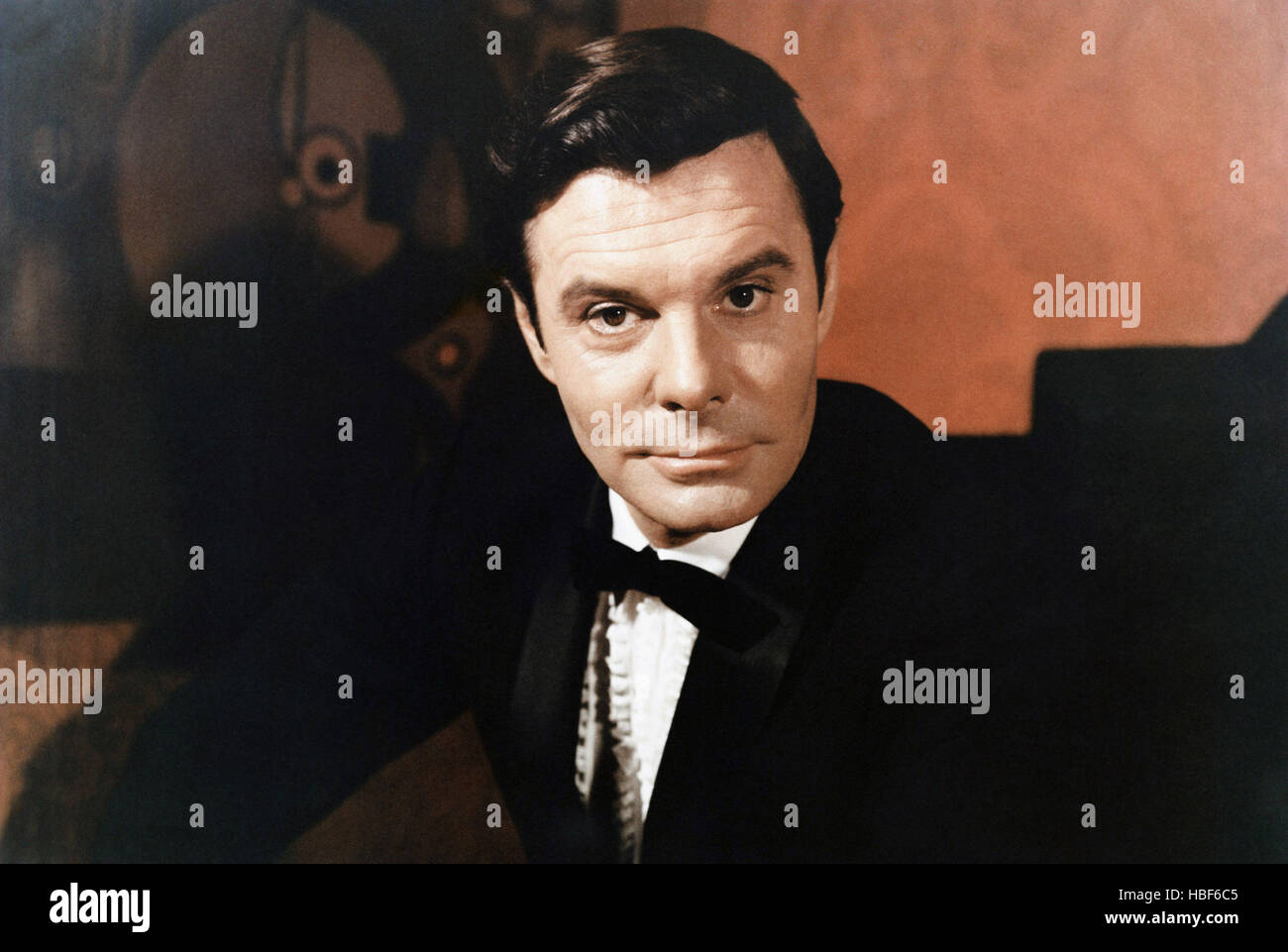 PEAU D'ESPION, (aka TO COMMIT A MURDER), Louis Jourdan, 1967 Stock ...