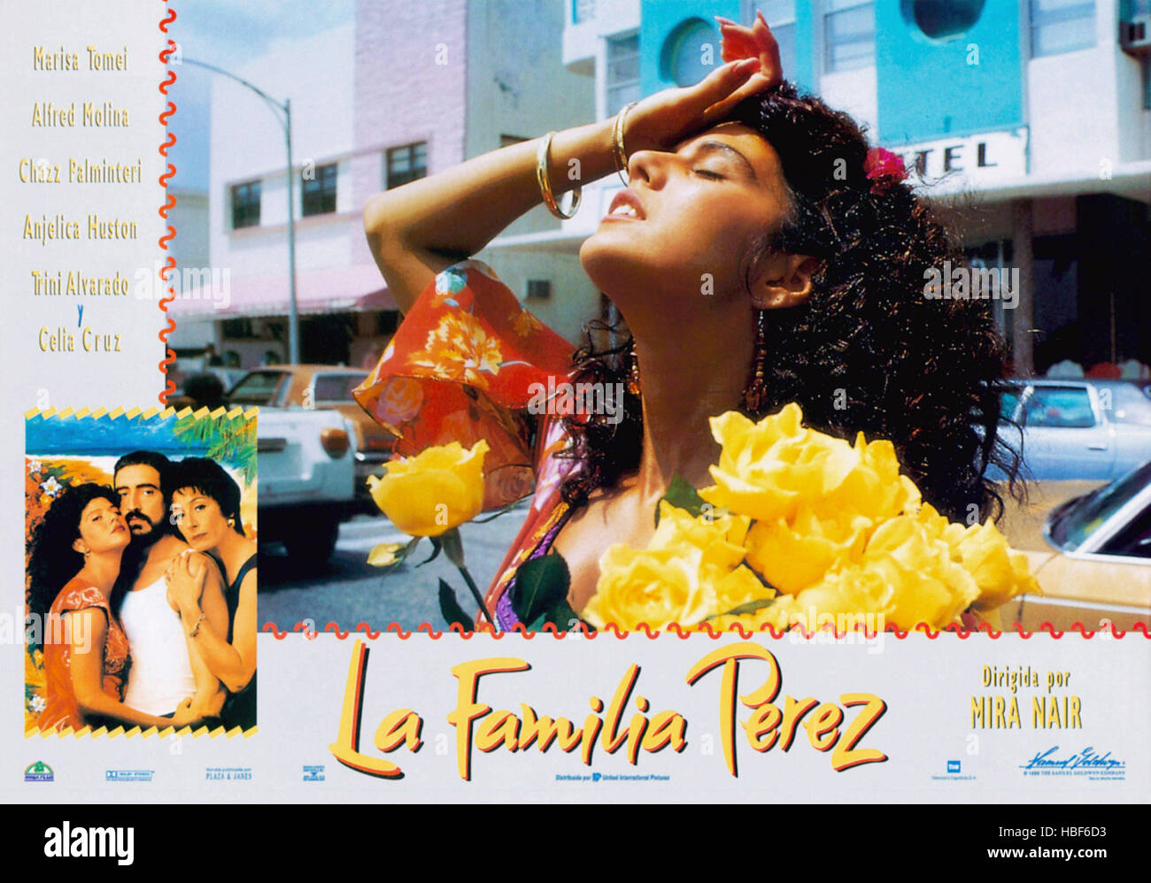 THE PEREZ FAMILY, (aka LA FAMILIA PEREZ), bottom left from left: Marisa Tomei, Alfred Molina ...