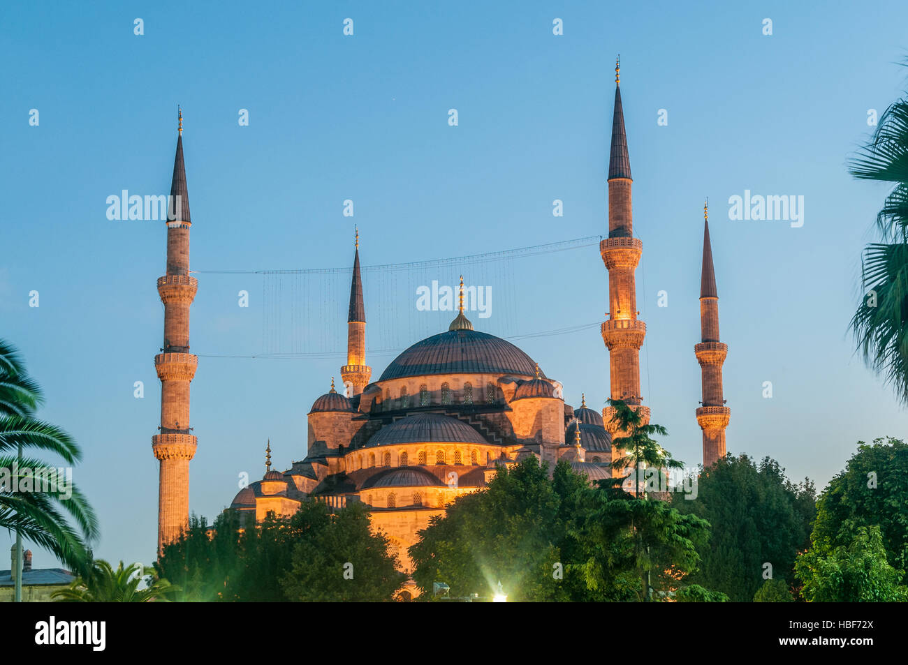 Famous mosque in turkish city of Istanbul Stock Photo - Alamy