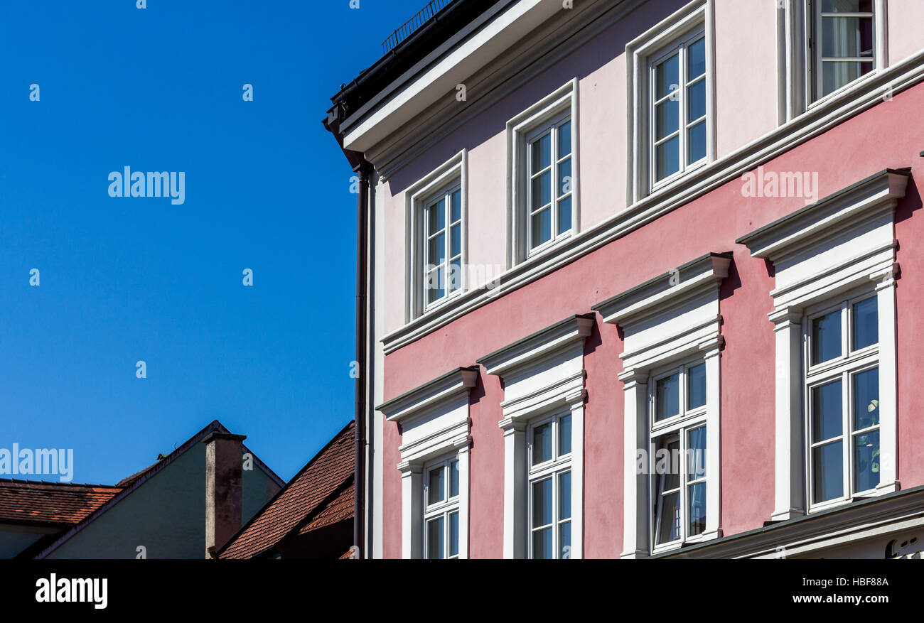 Rose house hi-res stock photography and images - Alamy