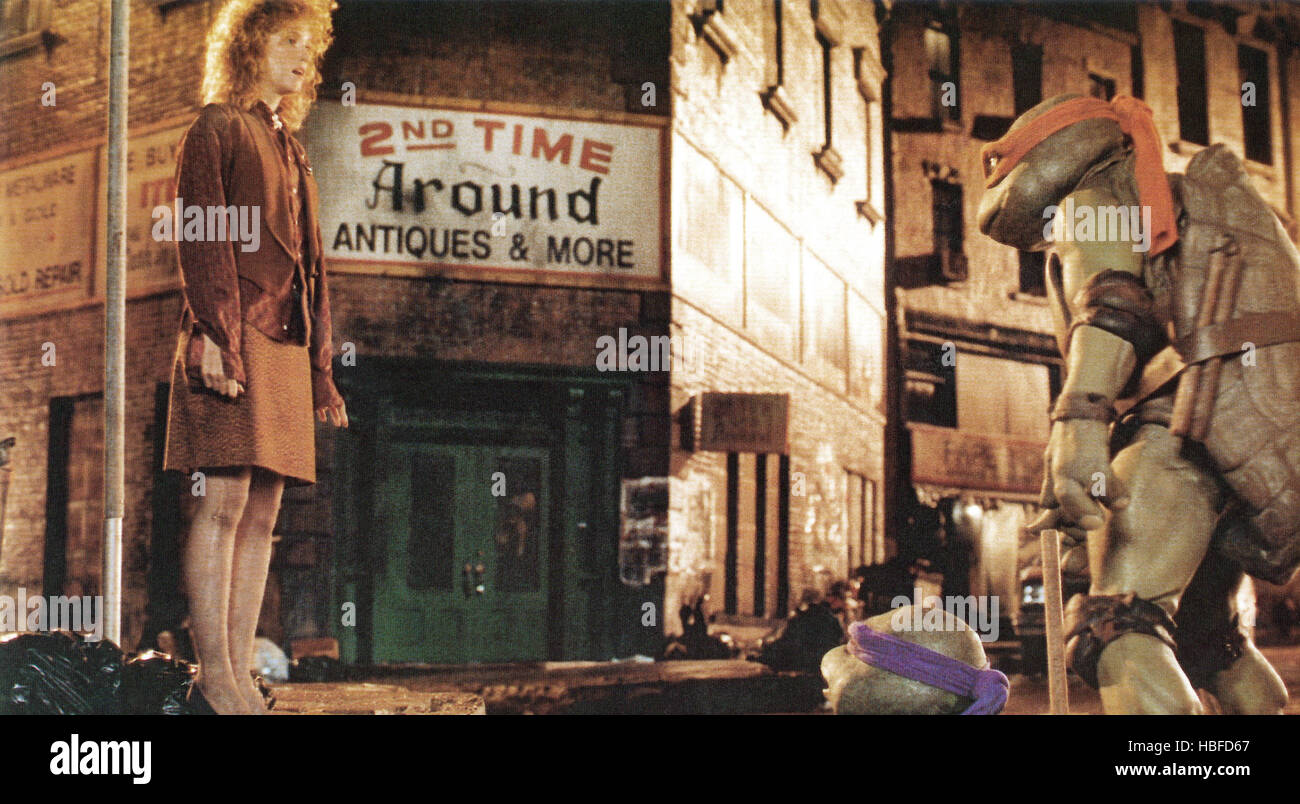 TEENAGE MUTANT NINJA TURTLES, from left: Judith Hoag, Donatello ...