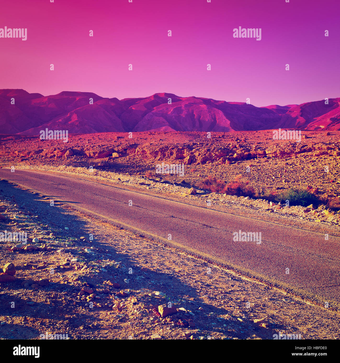 Meandering road hi-res stock photography and images - Alamy