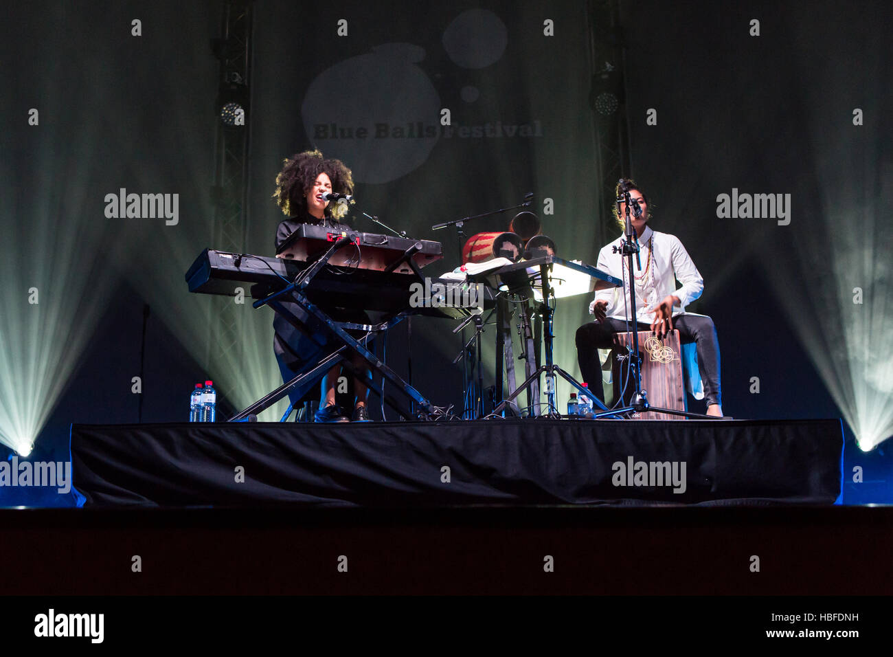 The ibeyi sisters hi-res stock photography and images - Alamy