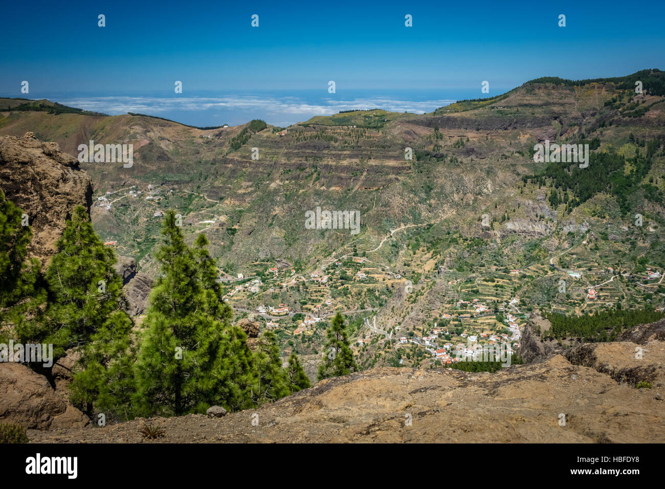 Hillside villages hi-res stock photography and images - Alamy