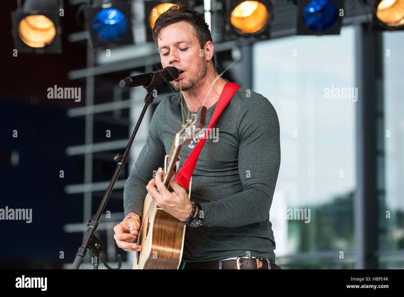 Gareth icke hi-res stock photography and images - Alamy