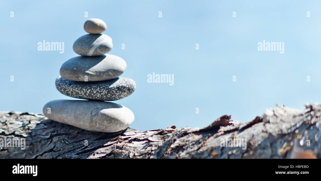 Pebble tower hi-res stock photography and images - Alamy