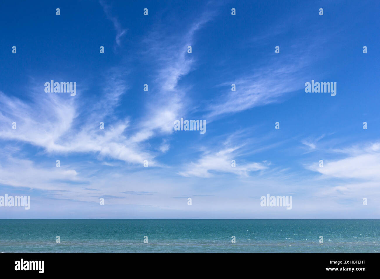 Deep blue emerald sea hi-res stock photography and images - Alamy