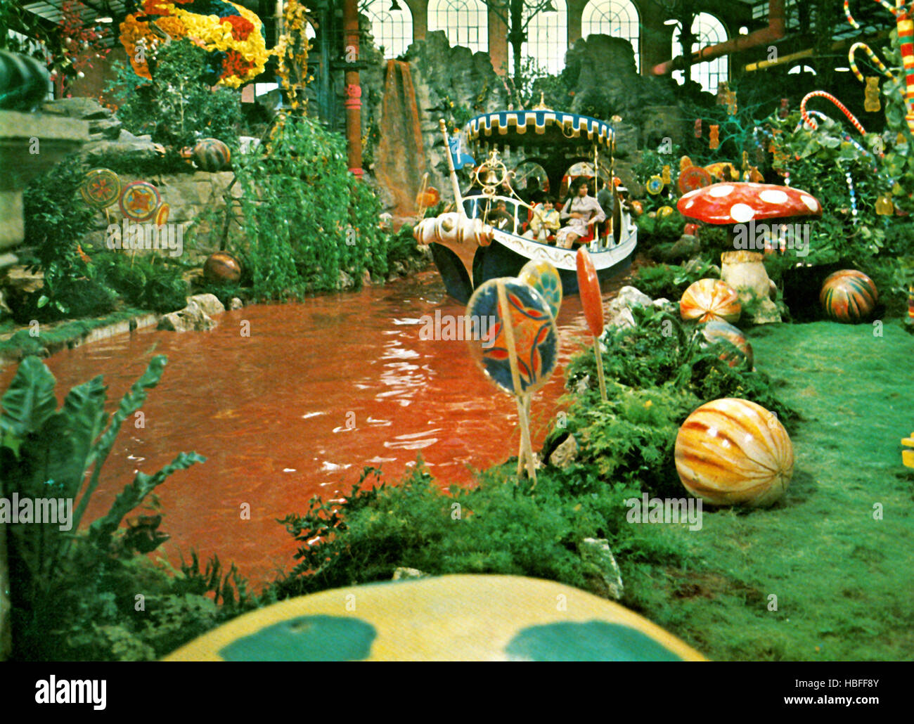 WILLY WONKA AND THE CHOCOLATE FACTORY, in the boat on the chocolate ...