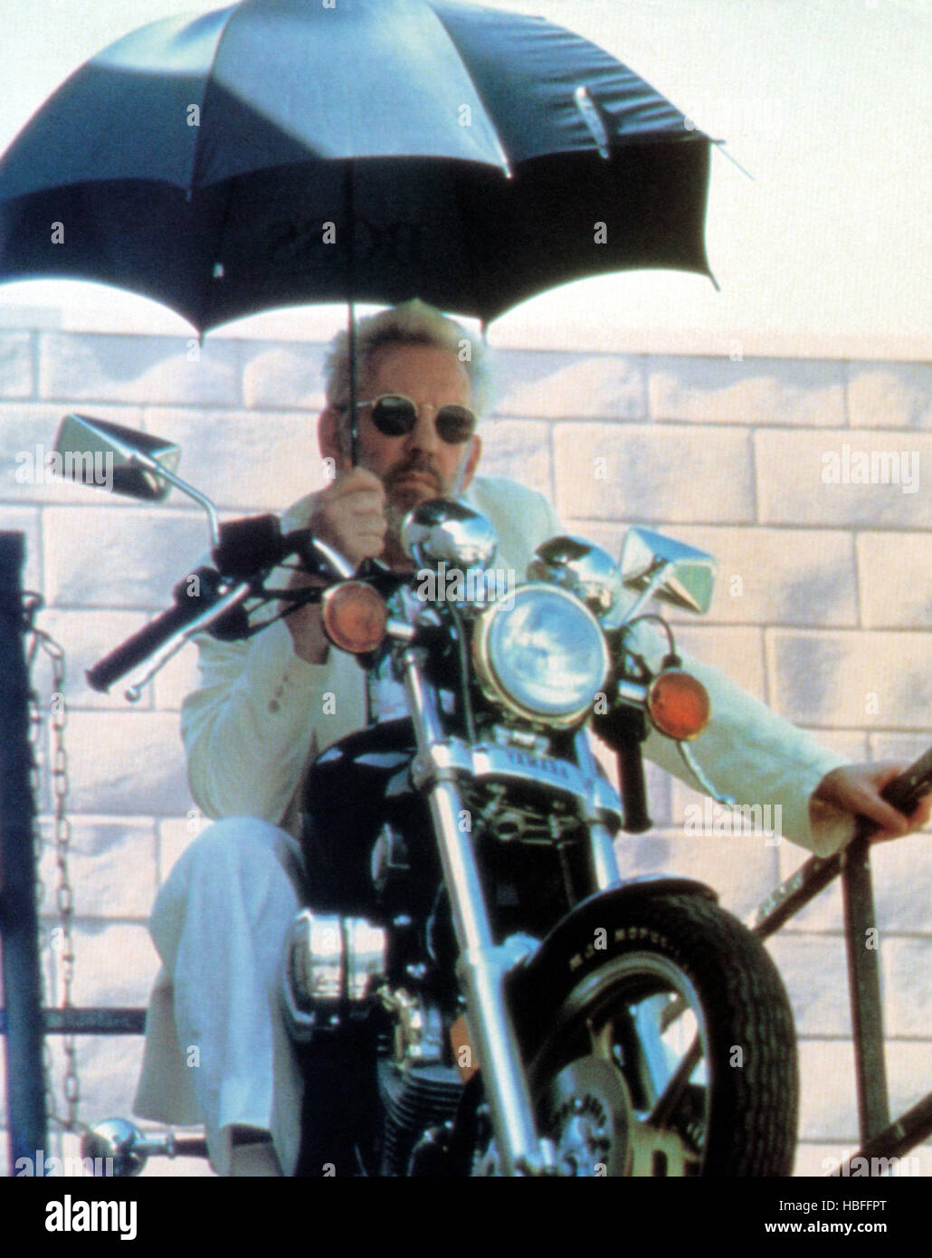 YOUNGER AND YOUNGER, Donald Sutherland, 1993, © Sogepaq/courtesy ...