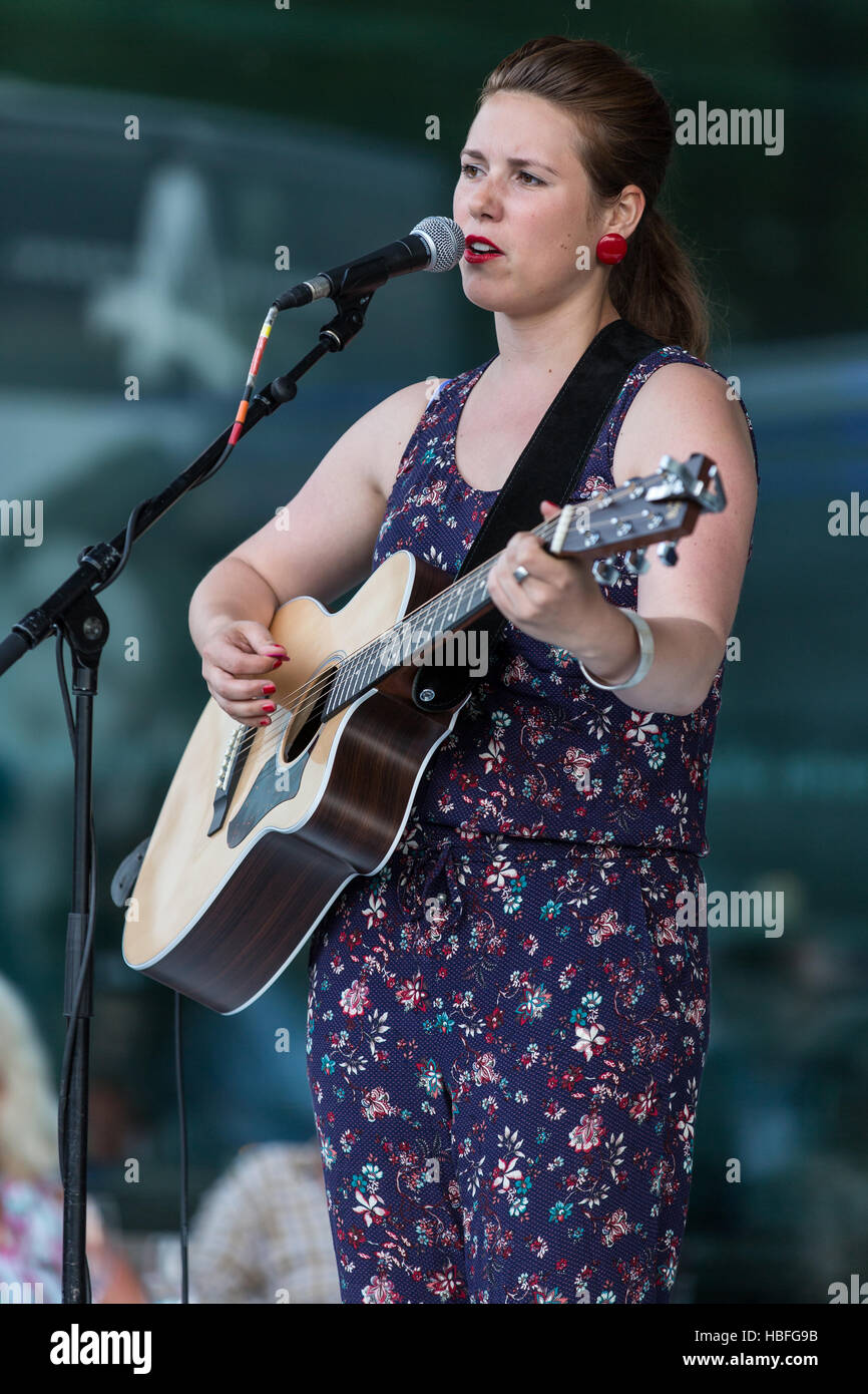 Anna mae hi-res stock photography and images - Alamy