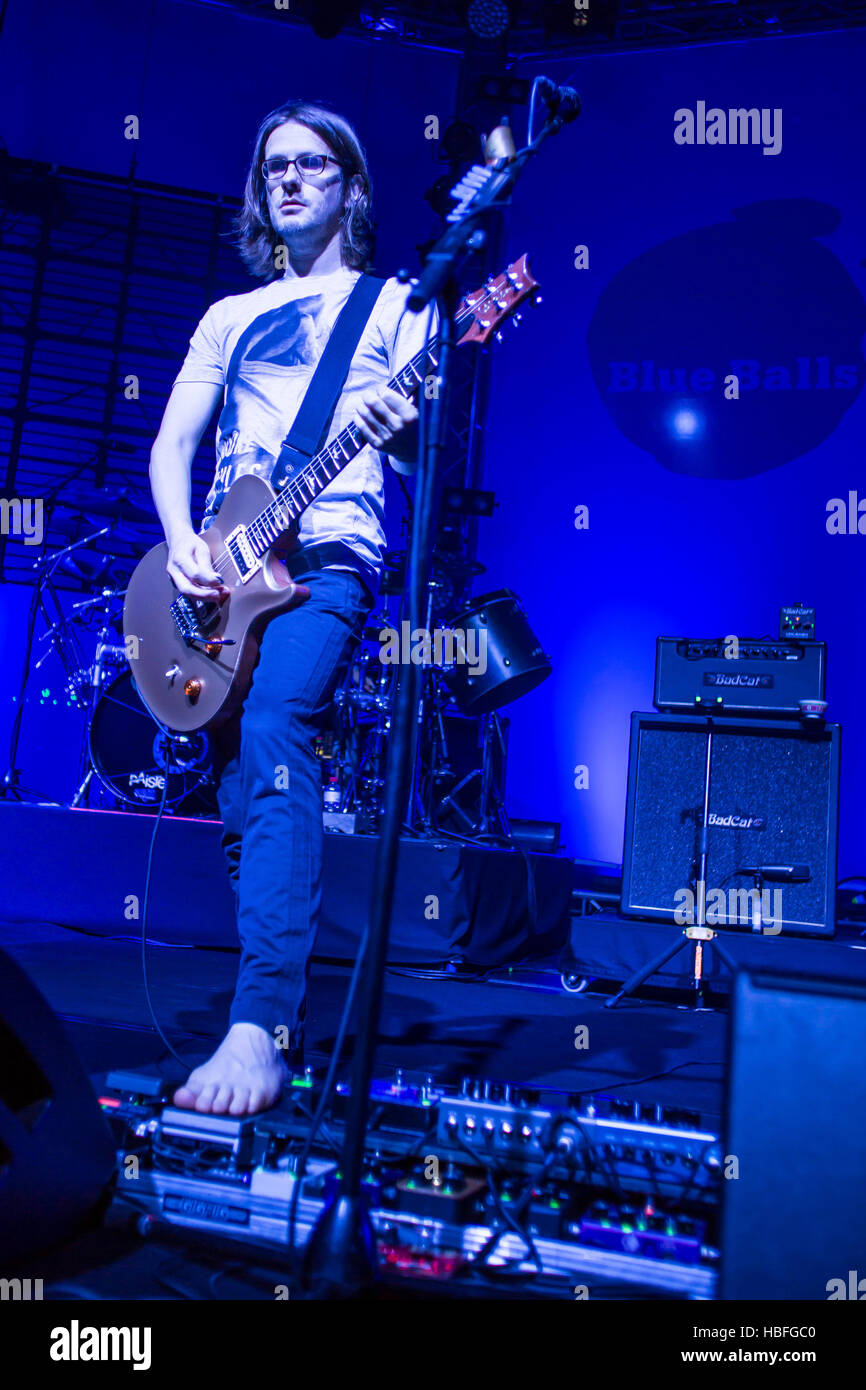 Steven wilson singer hi-res stock photography and images - Alamy