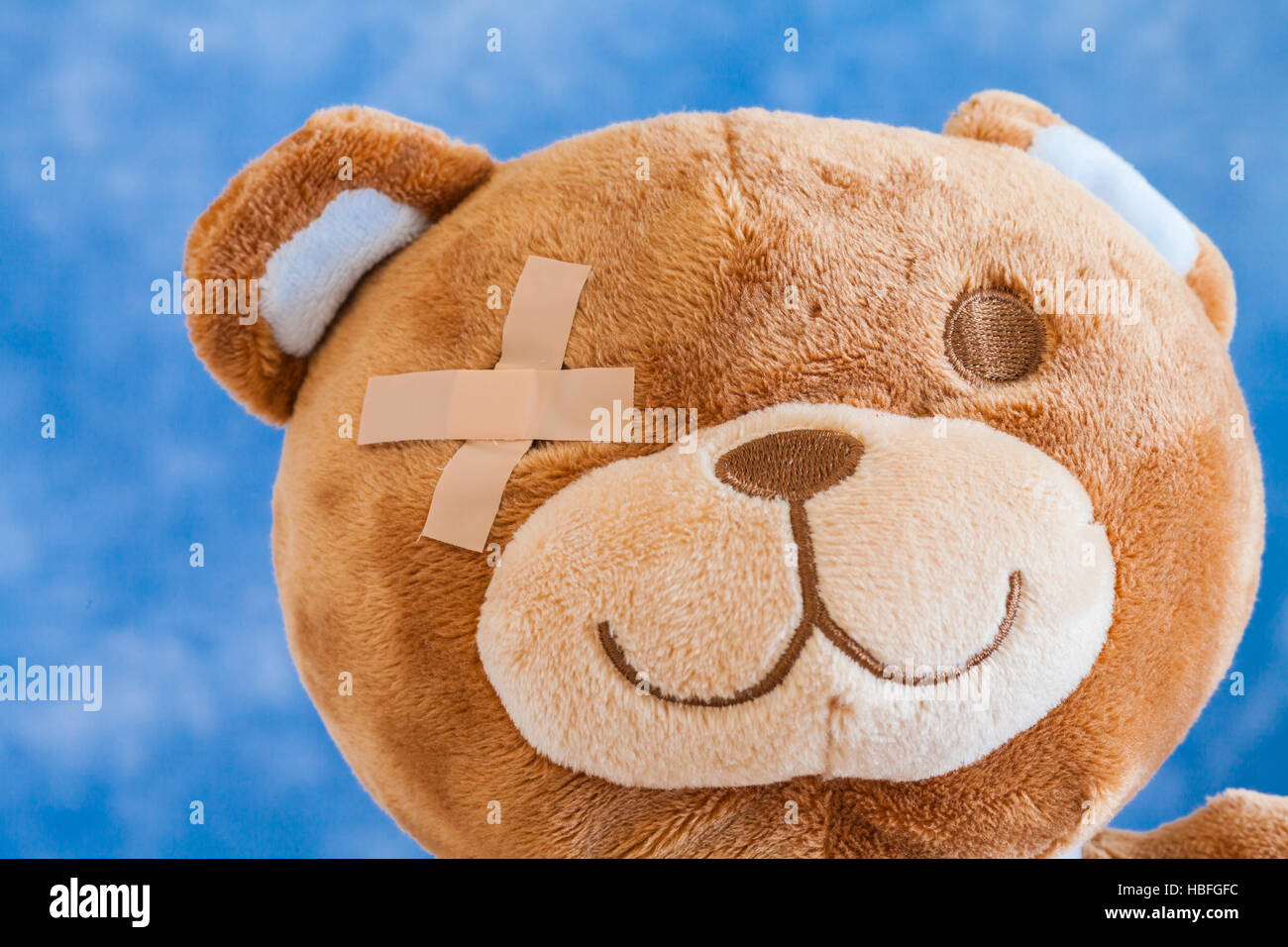 Injured Teddy Bear Stock Photo - Alamy