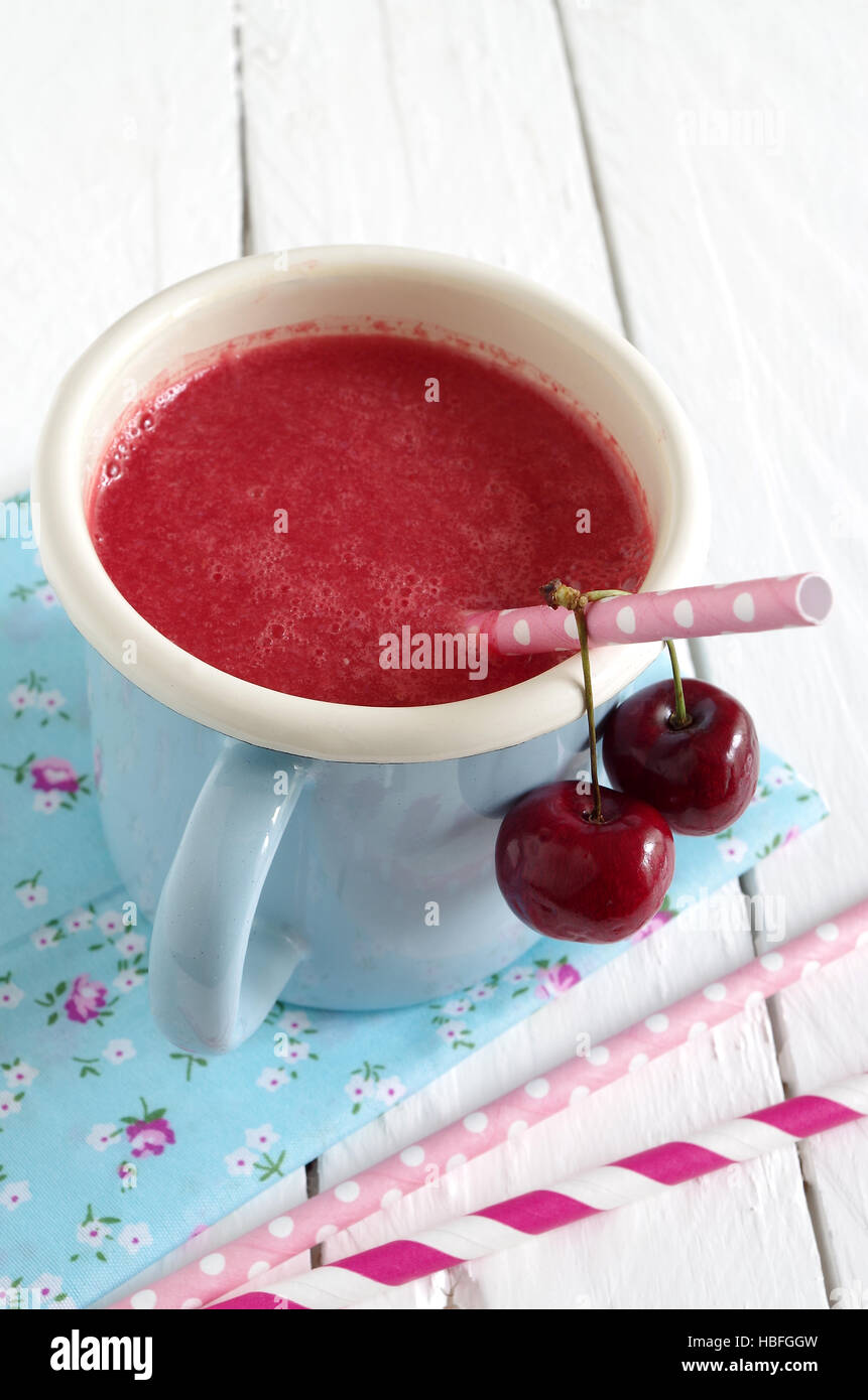 Kirsch hi-res stock photography and images - Alamy