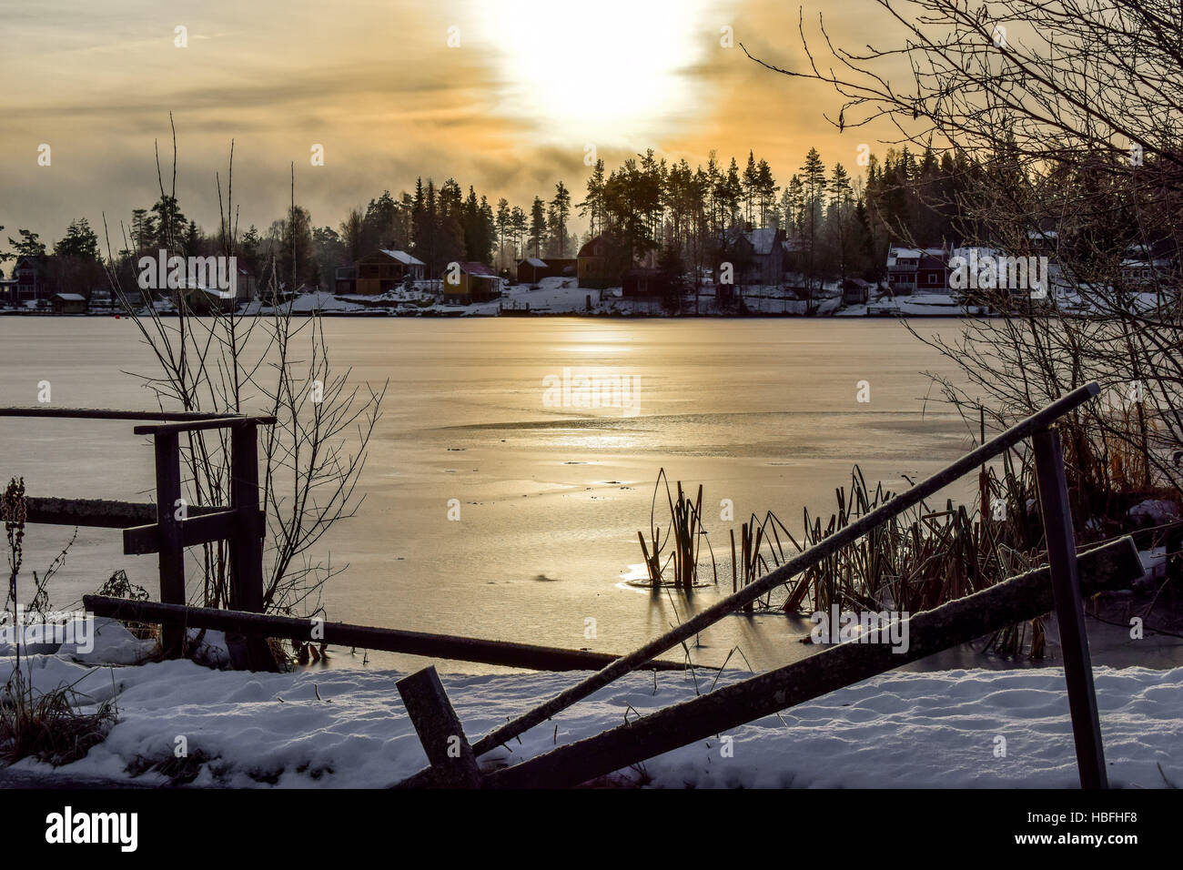 Cold and sun hi-res stock photography and images - Alamy