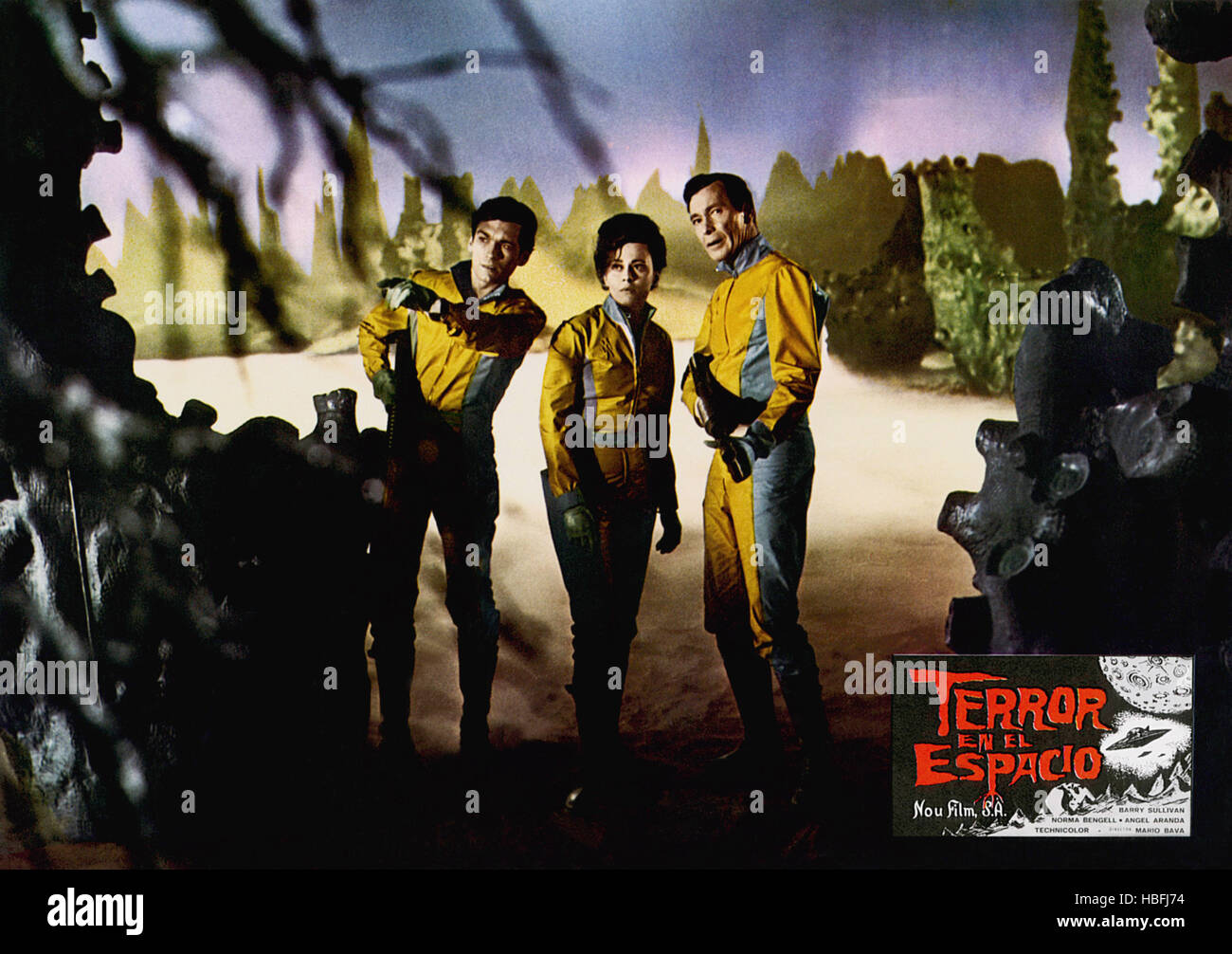 PLANET OF THE VAMPIRES, (aka TERRORE NELLO SPAZIO, aka TERROR EN EL ESPACIO), from left: Angel ...