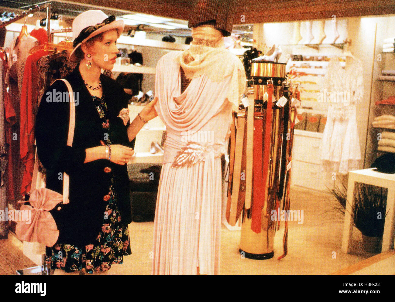 PRETTY IN PINK, Molly Ringwald, 1986, © Paramount/courtesy Everett ...