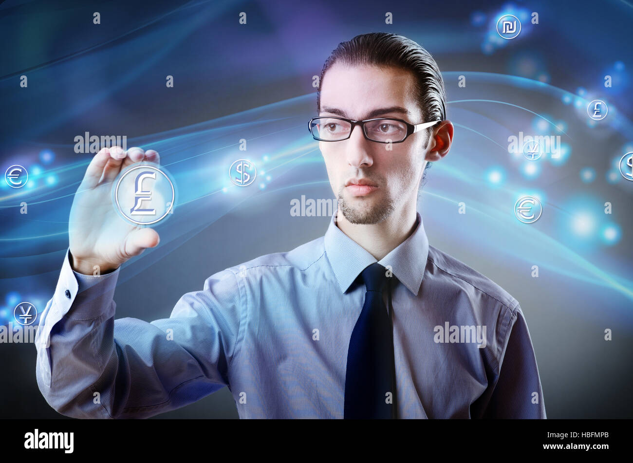 Pound symbol display hi-res stock photography and images - Alamy