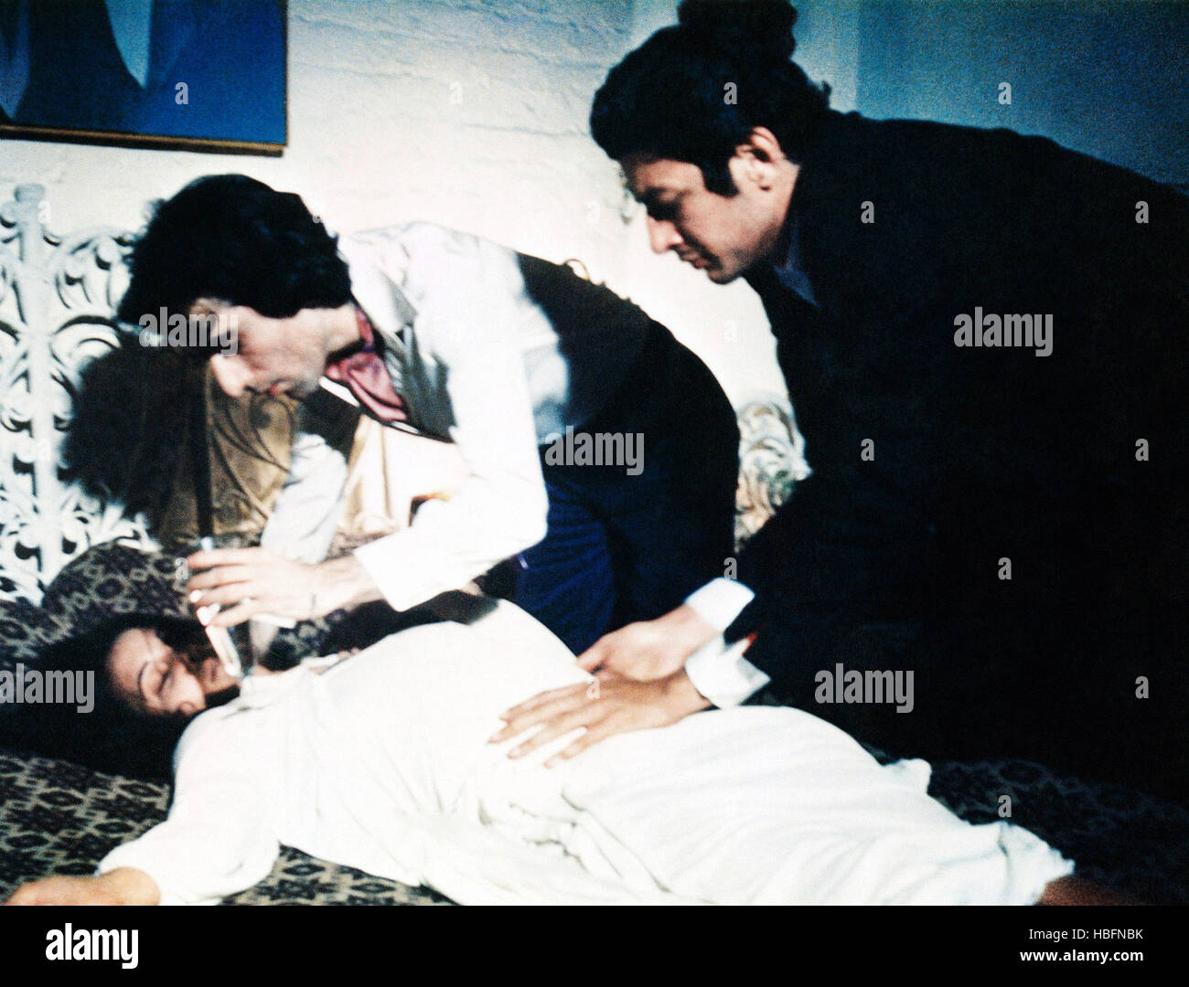 THE SENTINEL, from left: Christina Raines, Zane Lasky, Jeff Goldblum, 1977 Stock Photo - Alamy