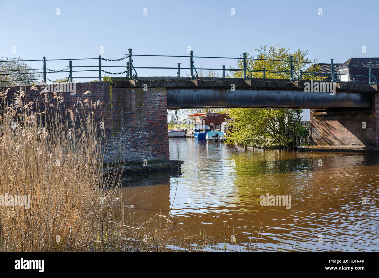 Deep bridge hi-res stock photography and images - Alamy
