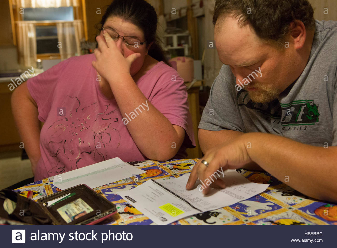 Struggling Financially Stock Photos & Struggling Financially Stock ...