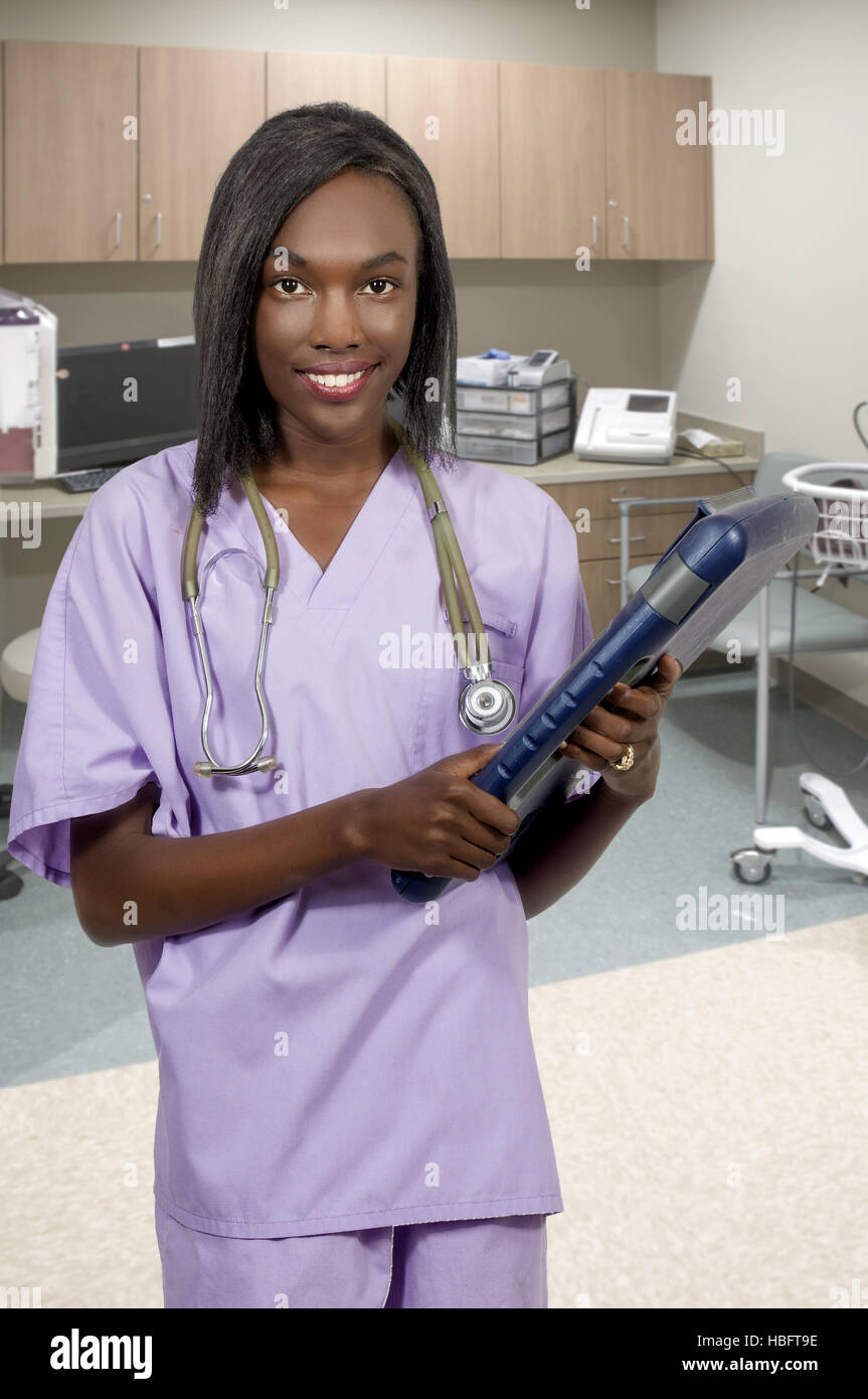 Black female surgeon operation hi-res stock photography and images - Alamy