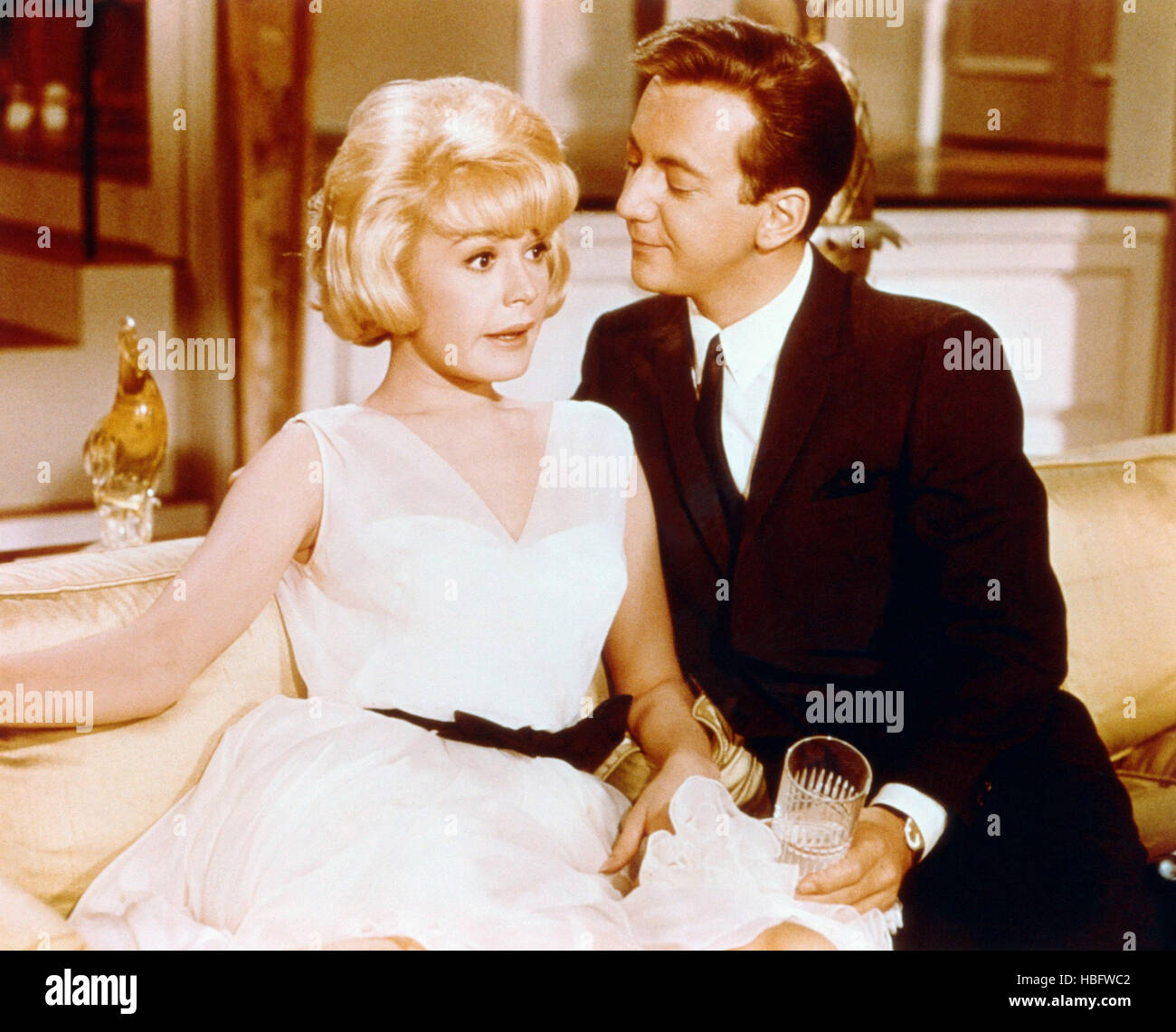 THAT FUNNY FEELING, from left: Sandra Dee, Bobby Darin, 1965 Stock Photo - Alamy