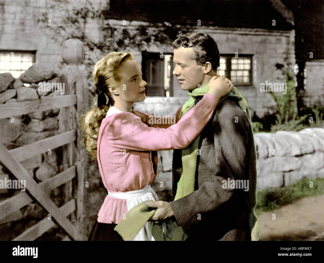 THUNDER IN THE VALLEY, (aka BOB, SON OF BATTLE), from left: Peggy Ann ...