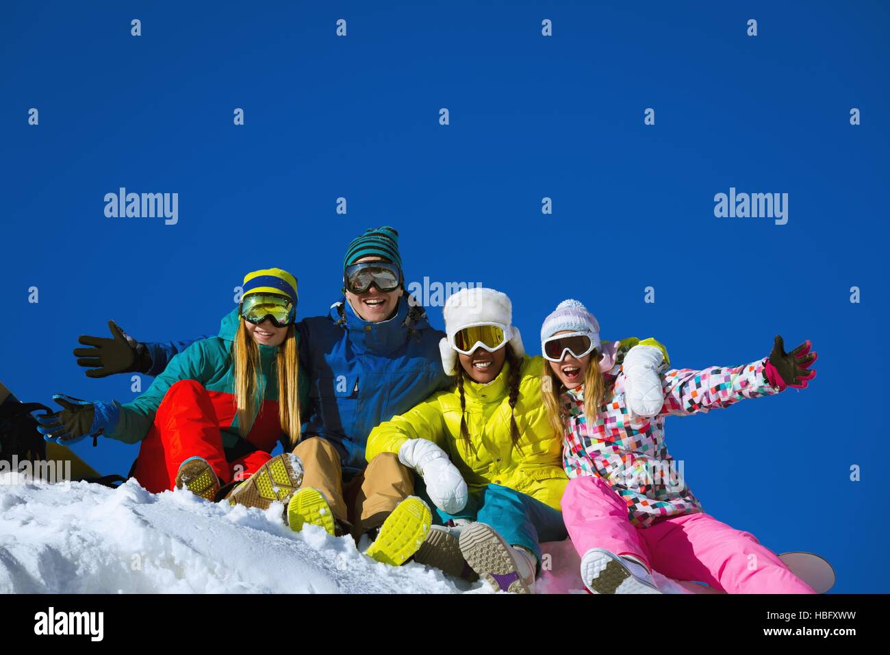 Girls skiing and snowboarding hi-res stock photography and images - Alamy