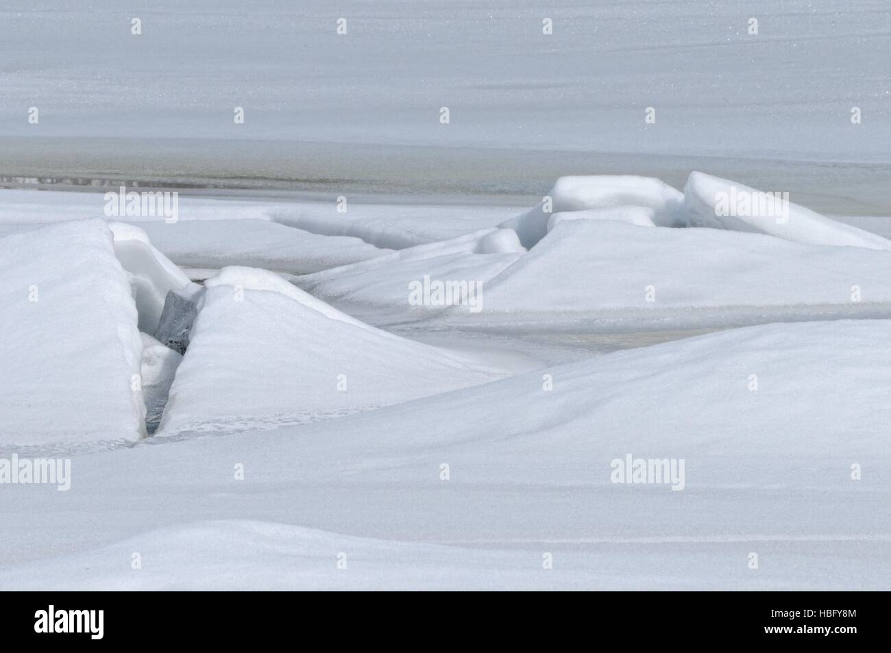 breaking open ice Stock Photo - Alamy