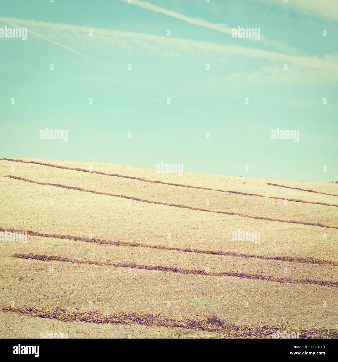 Sloping arable land hi-res stock photography and images - Alamy