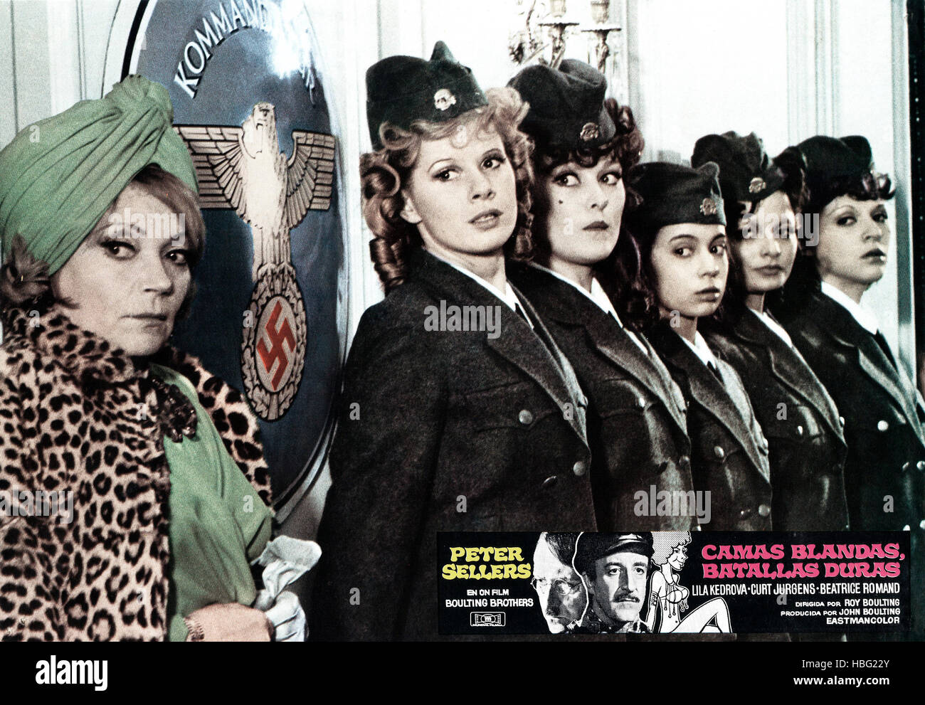 UNDERCOVERS HERO, 9aka CAMAS BLANDAS, BATALLAS DURAS), from left: Lila ...