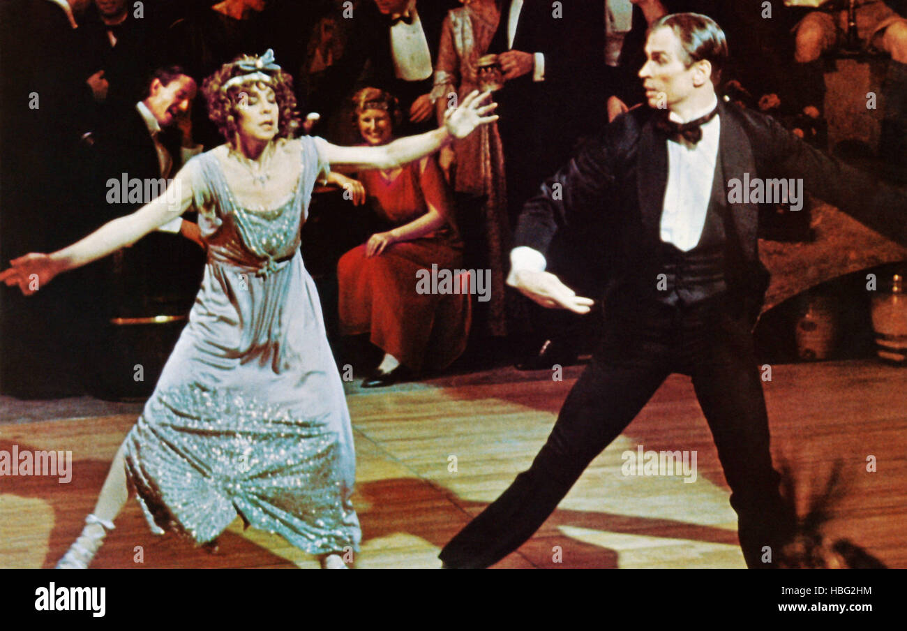 VALENTINO, from left: Leland Palmer, rudolf Nureyev as Rudolph ...