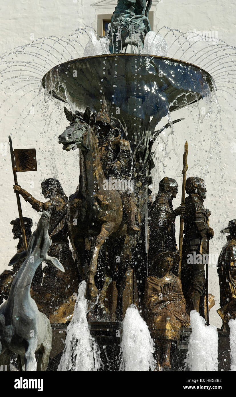 Fountain - Palace Zeil Stock Photo - Alamy