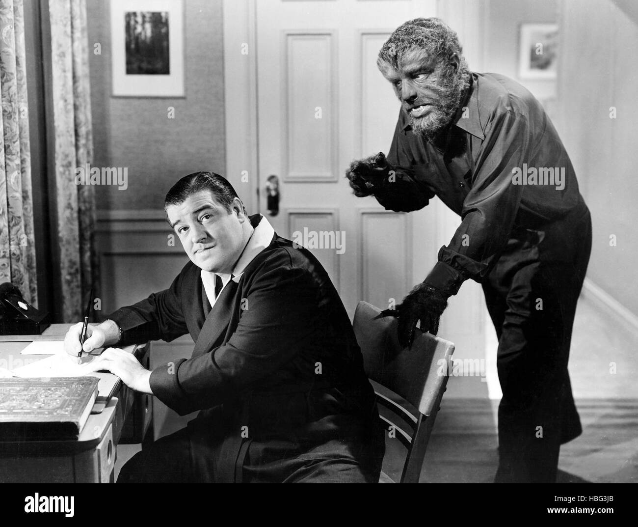 ABBOTT AND COSTELLO MEET FRANKENSTEIN, Lou Costello, Lon Chaney, Jr ...